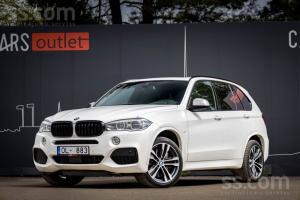 White BMW X5 2014 in Riga, with an engine capacity of 3.00 L and mileage of 301 thousand km for 19990 €, photo  on AUTOMOTO.COM.LV