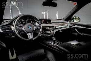 White BMW X5 2014 in Riga, with an engine capacity of 3.00 L and mileage of 301 thousand km for 19990 €, photo 11 on AUTOMOTO.COM.LV