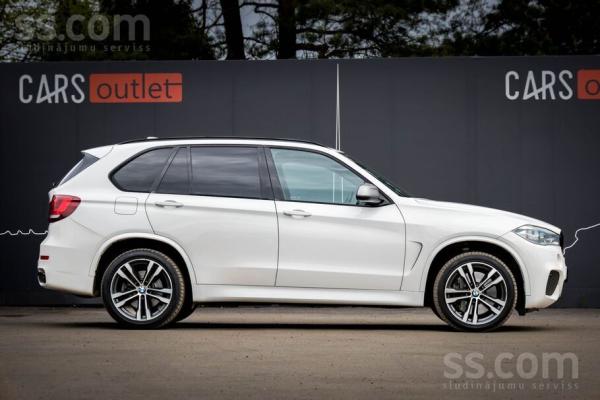 Balts BMW X5 2014 Rīga, ar dzinēja tilpumu 3.00 L un nobraukumu 301 tūkst. km par 17990 €, foto 4 vietnē AUTOMOTO.COM.LV