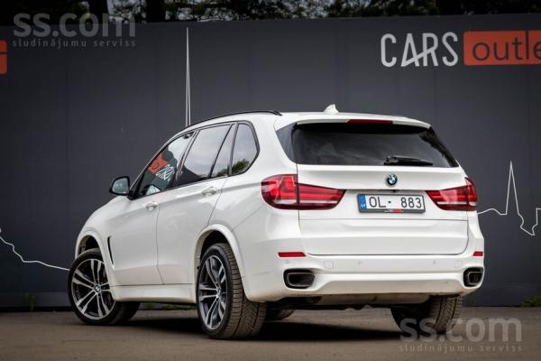 Balts BMW X5 2014 Rīga, ar dzinēja tilpumu 3.00 L un nobraukumu 301 tūkst. km par 17990 €, foto 6 vietnē AUTOMOTO.COM.LV