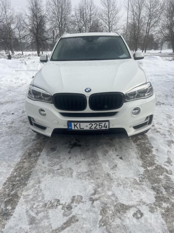 Balts BMW X5 2014 Rīga, ar dzinēja tilpumu 3.00 L un nobraukumu 159 tūkst. km par 23000 €, foto 6 vietnē AUTOMOTO.COM.LV