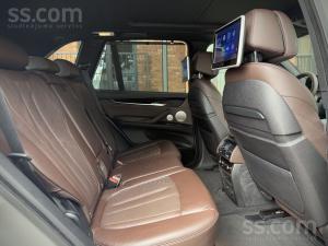 Белый БМВ Х5 2014 в Рига, объемом двигателя 3.00 л и пробегом 202 тыс. км за 28900 €, фото 30 на AUTOMOTO.COM.LV