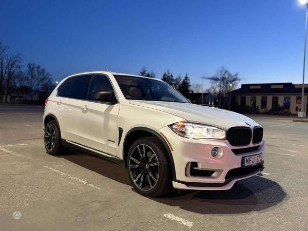 Balts BMW X5 2014 Marijampole, ar dzinēja tilpumu 4.40 L un nobraukumu 255 tūkst. km par 12999 €, foto 3 vietnē AUTOMOTO.COM.LV