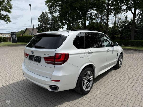 White BMW X5 2014 in Marijampole, with an engine capacity of 2.99 L and mileage of 186 thousand km for 19800 €, photo 6 on AUTOMOTO.COM.LV