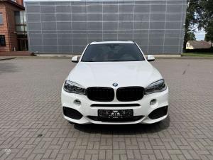 White BMW X5 2014 in Marijampole, with an engine capacity of 2.99 L and mileage of 186 thousand km for 19800 €, photo 8 on AUTOMOTO.COM.LV