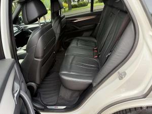 White BMW X5 2014 in Marijampole, with an engine capacity of 2.99 L and mileage of 186 thousand km for 19800 €, photo 20 on AUTOMOTO.COM.LV