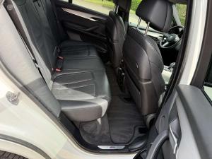 White BMW X5 2014 in Marijampole, with an engine capacity of 2.99 L and mileage of 186 thousand km for 19800 €, photo 25 on AUTOMOTO.COM.LV