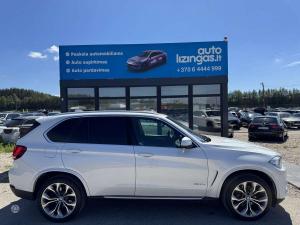 White BMW X5 2014 in Vilnius, with an engine capacity of 3.00 L and mileage of 260 thousand km for 17350 €, photo 7 on AUTOMOTO.COM.LV