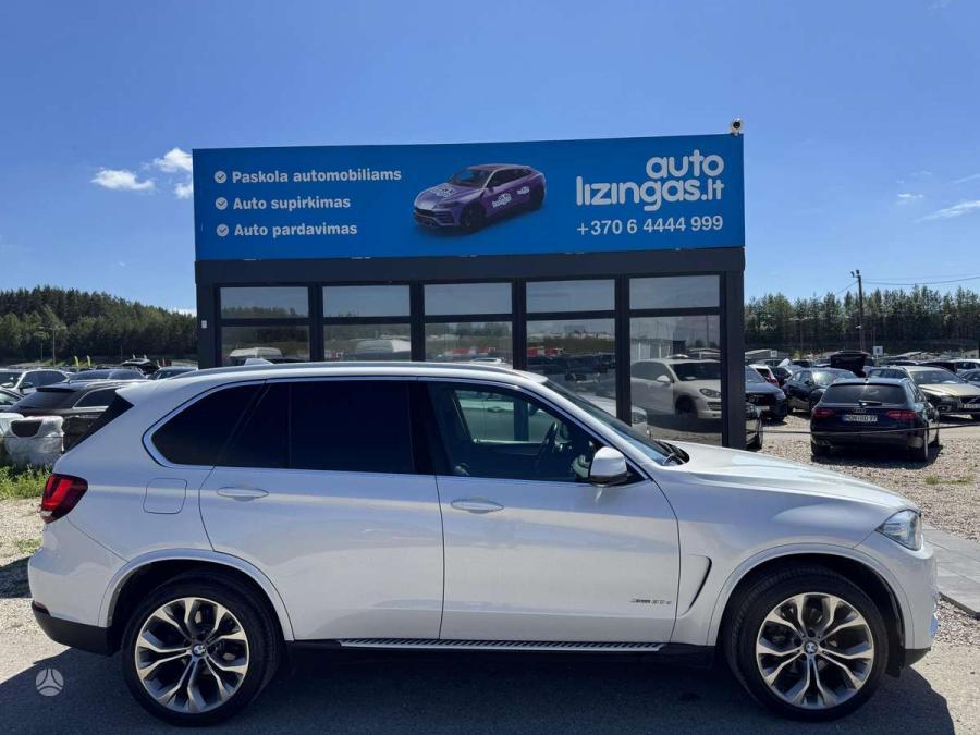 White BMW X5 2014 in Vilnius, with an engine capacity of 3.00 L and mileage of 260 thousand km for 17350 €, photo 7 on AUTOMOTO.COM.LV
