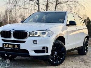 White BMW X5 2014 in Siauliai, with an engine capacity of 2.99 L and mileage of 268 thousand km for 16300 €, photo 17 on AUTOMOTO.COM.LV
