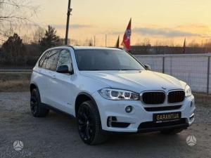 White BMW X5 2014 in Siauliai, with an engine capacity of 2.99 L and mileage of 268 thousand km for 16300 €, photo 20 on AUTOMOTO.COM.LV