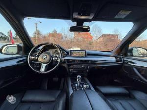 White BMW X5 2014 in Siauliai, with an engine capacity of 2.99 L and mileage of 268 thousand km for 16300 €, photo 23 on AUTOMOTO.COM.LV