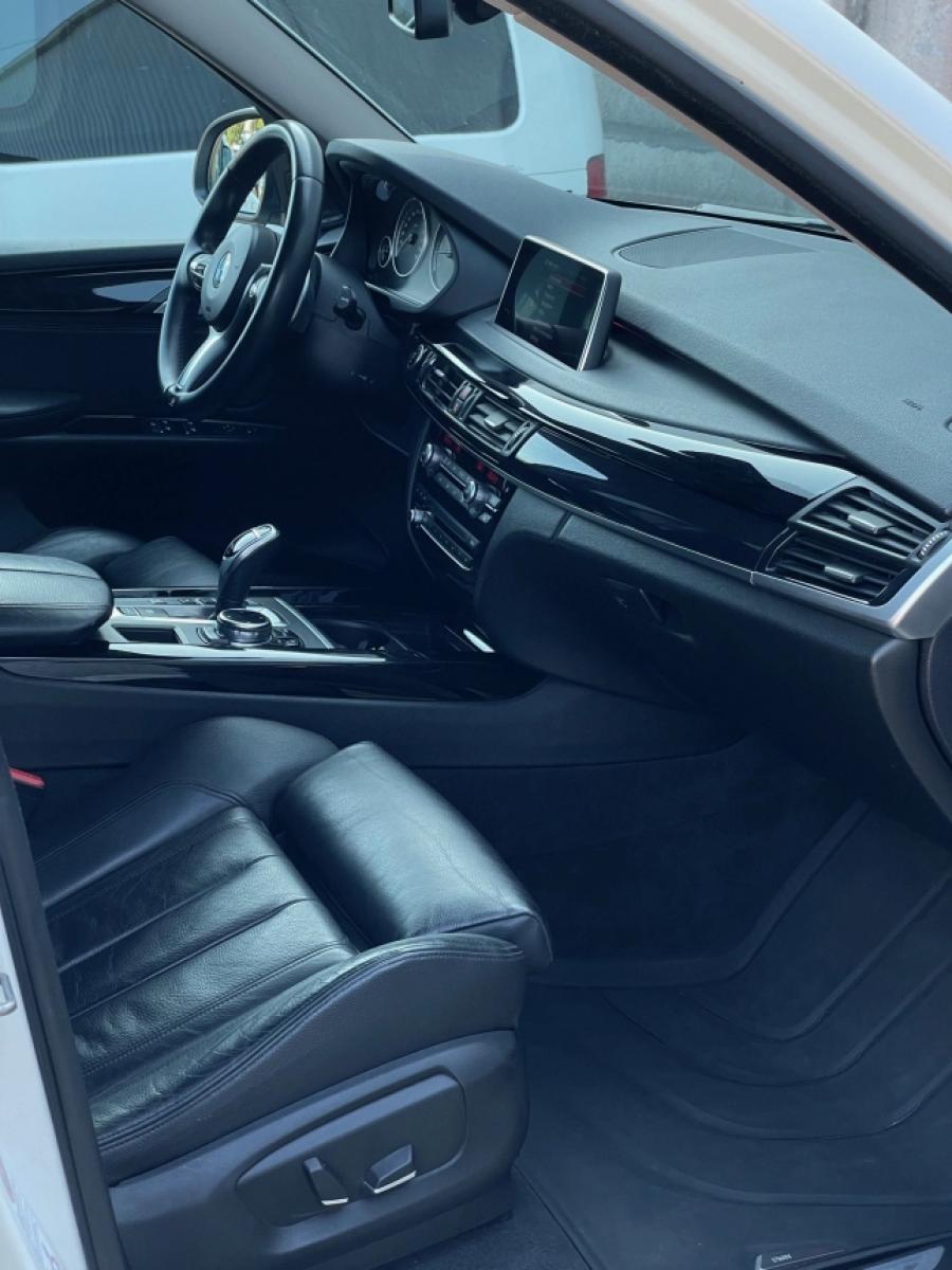 Balts BMW X5 2014 Rīga, ar dzinēja tilpumu 3.00 L un nobraukumu 263 tūkst. km par 20580 €, foto 10 vietnē AUTOMOTO.COM.LV