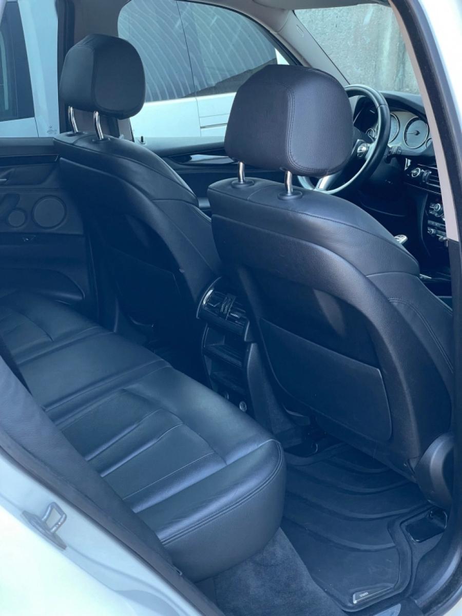 Balts BMW X5 2014 Rīga, ar dzinēja tilpumu 3.00 L un nobraukumu 263 tūkst. km par 20580 €, foto 12 vietnē AUTOMOTO.COM.LV