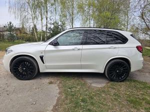White BMW X5 2014 in Kaunas, with an engine capacity of 3.00 L and mileage of 221 thousand km for 19900 €, photo 8 on AUTOMOTO.COM.LV