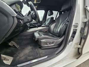 White BMW X5 2014 in Kaunas, with an engine capacity of 3.00 L and mileage of 221 thousand km for 19900 €, photo 26 on AUTOMOTO.COM.LV