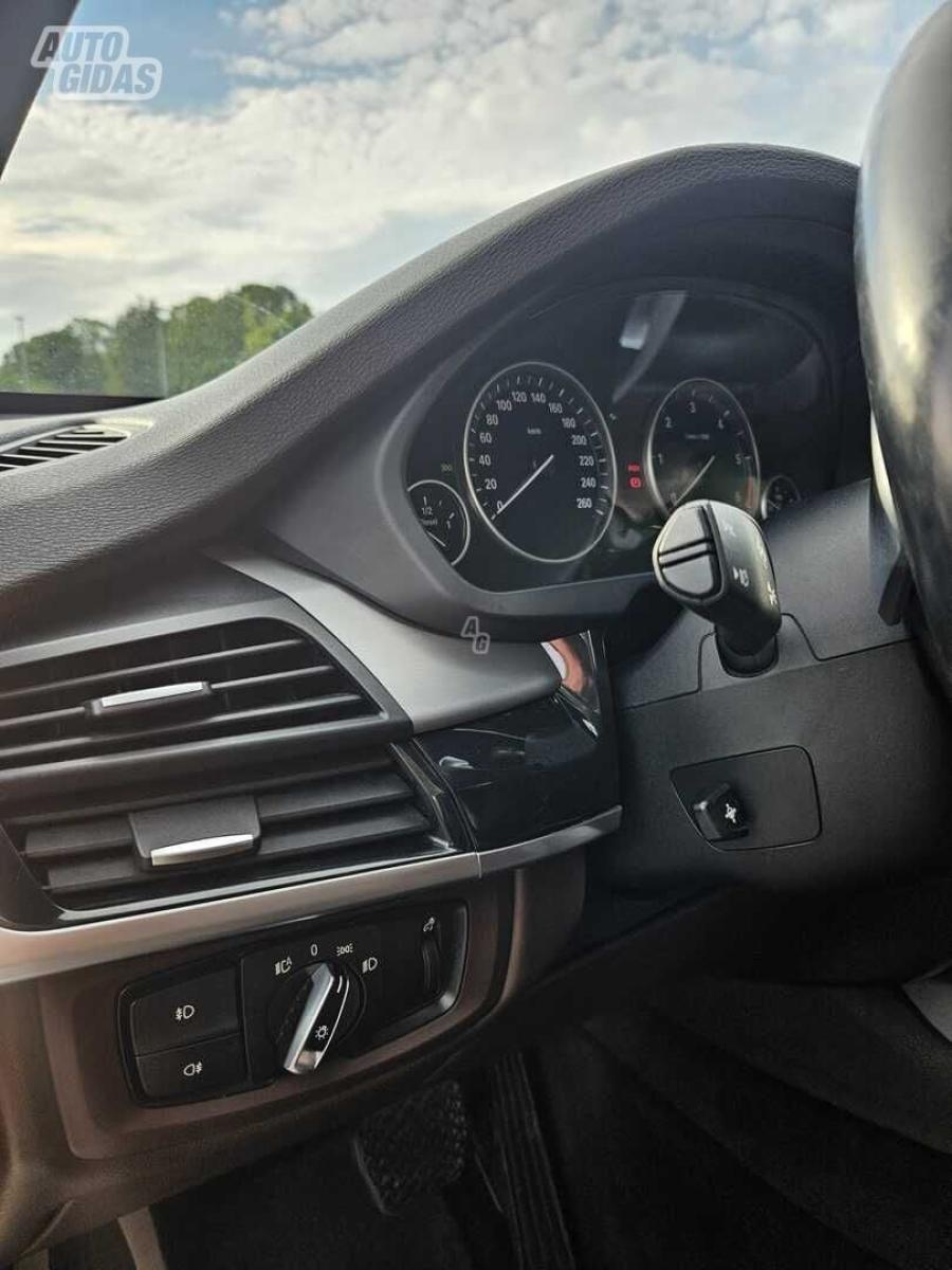 White BMW X5 2014 in Vilnius, with an engine capacity of 3.00 L and mileage of 237 thousand km for 20900 €, photo 36 on AUTOMOTO.COM.LV