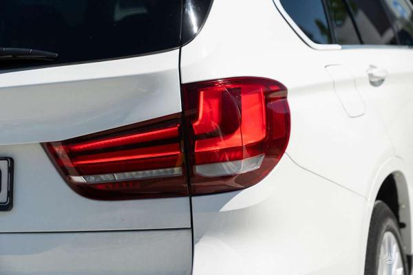 Balts BMW X5 2014 Viļņa, ar dzinēja tilpumu 2.00 L un nobraukumu 354 tūkst. km par 15950 €, foto 5 vietnē AUTOMOTO.COM.LV