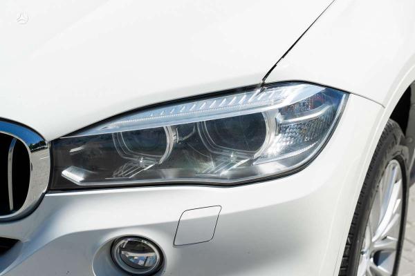 Balts BMW X5 2014 Viļņa, ar dzinēja tilpumu 2.00 L un nobraukumu 354 tūkst. km par 15950 €, foto 10 vietnē AUTOMOTO.COM.LV
