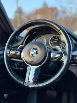 White BMW X5 2014 in Siauliai, with an engine capacity of 2.99 L and mileage of 268 thousand km for 16300 €, photo 22 on AUTOMOTO.COM.LV