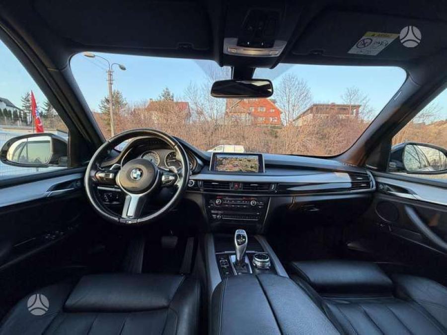 White BMW X5 2014 in Siauliai, with an engine capacity of 2.99 L and mileage of 268 thousand km for 16300 €, photo 23 on AUTOMOTO.COM.LV