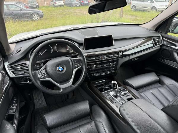 Balts BMW X5 2014 Marijampole, ar dzinēja tilpumu 2.99 L un nobraukumu 280 tūkst. km par 11400 €, foto 9 vietnē AUTOMOTO.COM.LV