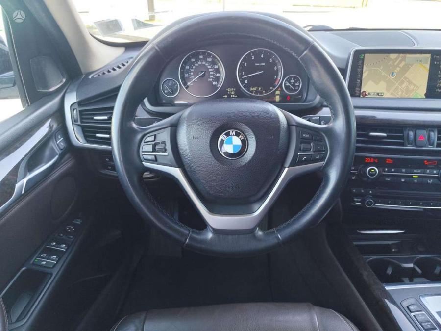 Balts BMW X5 2014 Šauļi, ar dzinēja tilpumu 3.00 L un nobraukumu 235 tūkst. km par 13350 €, foto 12 vietnē AUTOMOTO.COM.LV