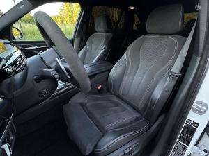 White BMW X5 2014 in Kaunas, with an engine capacity of 2.99 L and mileage of 222 thousand km for 19950 €, photo 5 on AUTOMOTO.COM.LV