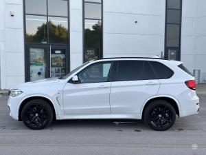 White BMW X5 2014 in Kaunas, with an engine capacity of 2.99 L and mileage of 222 thousand km for 19950 €, photo 10 on AUTOMOTO.COM.LV
