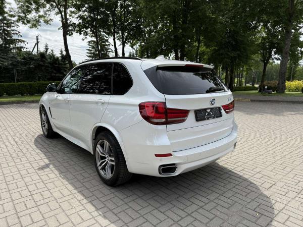 White BMW X5 2014 in Marijampole, with an engine capacity of 2.99 L and mileage of 186 thousand km for 19700 €, photo 3 on AUTOMOTO.COM.LV