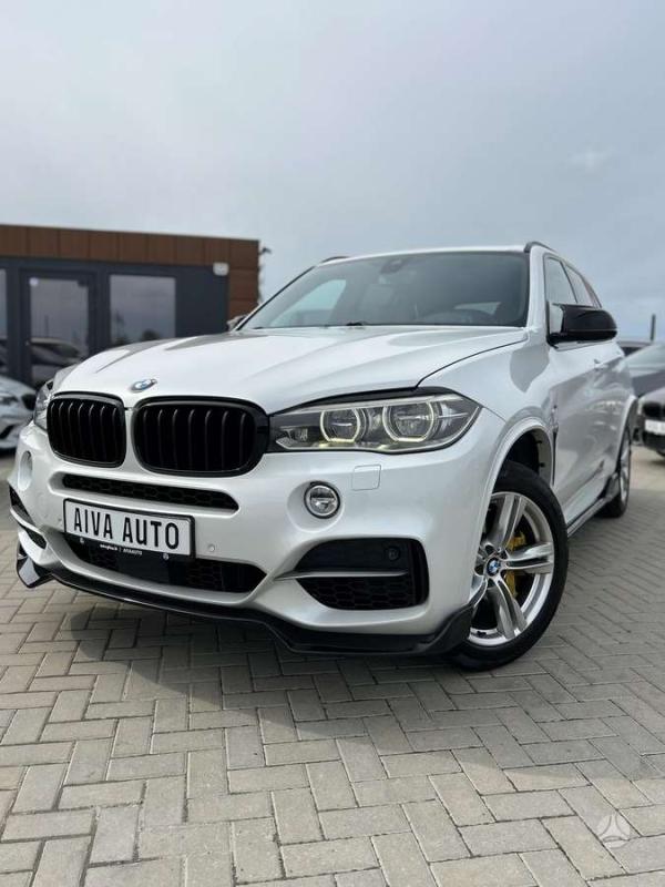 White BMW X5 2014 in Kaunas, with an engine capacity of 2.99 L and mileage of 301 thousand km for 16999 €, photo 4 on AUTOMOTO.COM.LV
