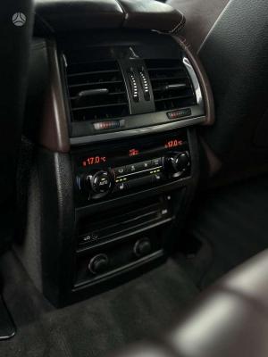Белый БМВ Х5 2014 в Каунас, объемом двигателя 2.99 л и пробегом 301 тыс. км за 16999 €, фото 40 на AUTOMOTO.COM.LV