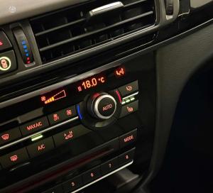 White BMW X5 2014 in Marijampole, with an engine capacity of 3.00 L and mileage of 204 thousand km for 17999 €, photo 23 on AUTOMOTO.COM.LV