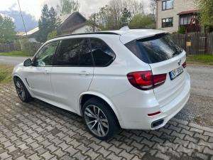 White BMW X5 2014 in Riga, with an engine capacity of 3.00 L and mileage of 224 thousand km for 21000 €, photo 5 on AUTOMOTO.COM.LV