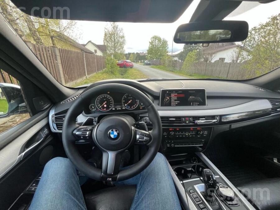 White BMW X5 2014 in Riga, with an engine capacity of 3.00 L and mileage of 224 thousand km for 21000 €, photo 7 on AUTOMOTO.COM.LV