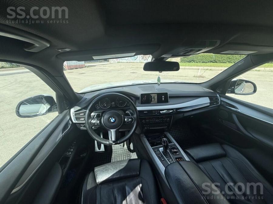 White BMW X5 2014 in Riga, with an engine capacity of 3.00 L and mileage of 224 thousand km for 21000 €, photo 11 on AUTOMOTO.COM.LV