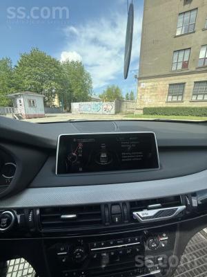 White BMW X5 2014 in Riga, with an engine capacity of 3.00 L and mileage of 224 thousand km for 21000 €, photo 12 on AUTOMOTO.COM.LV