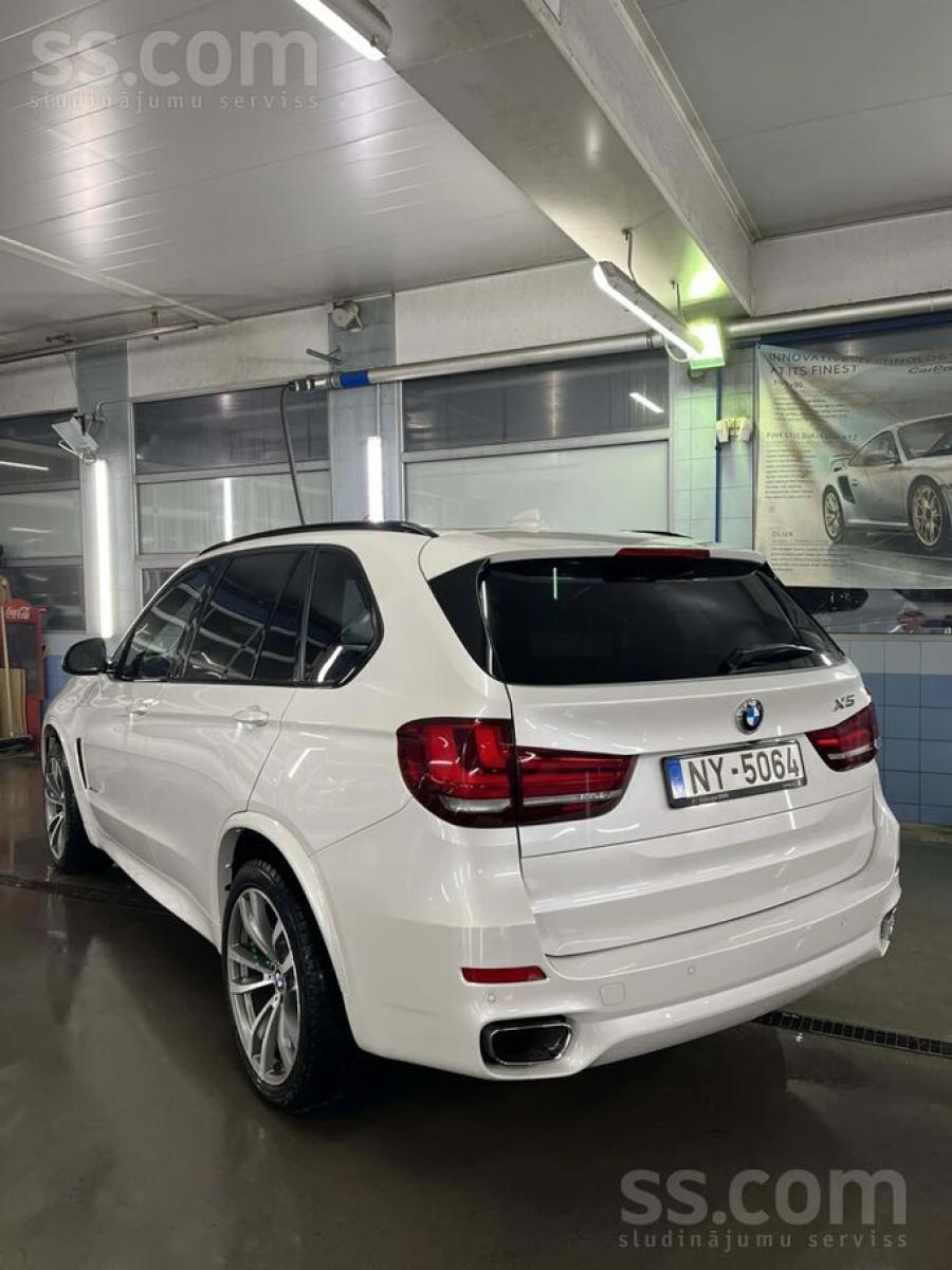 White BMW X5 2014 in Riga, with an engine capacity of 3.00 L and mileage of 224 thousand km for 21000 €, photo 13 on AUTOMOTO.COM.LV