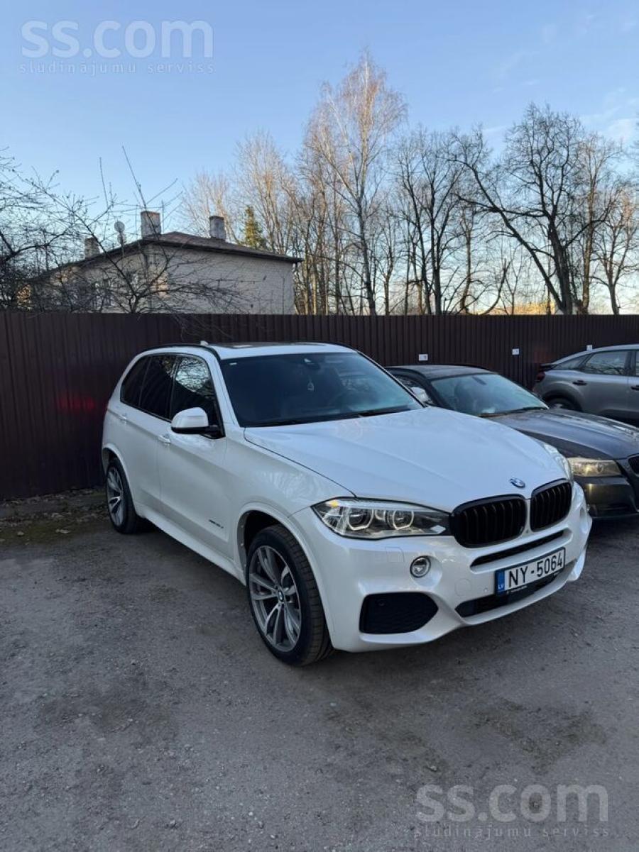 White BMW X5 2014 in Riga, with an engine capacity of 3.00 L and mileage of 224 thousand km for 21000 €, photo 15 on AUTOMOTO.COM.LV