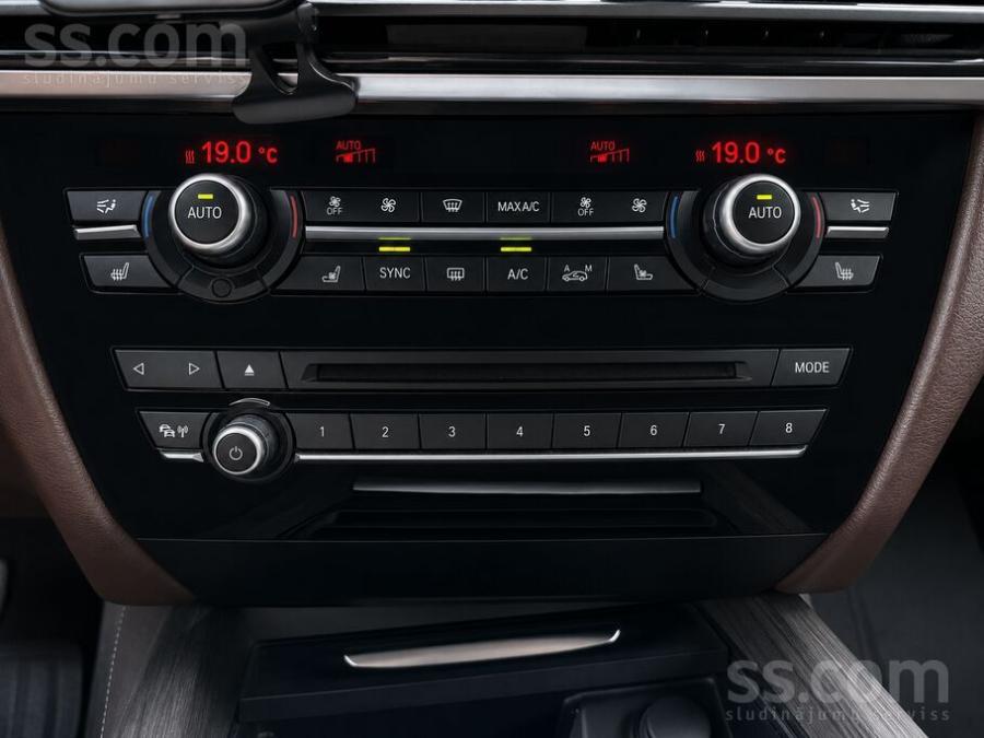 Белый БМВ Х5 2014 в Огре, объемом двигателя 3.00 л и пробегом 412 тыс. км за 14500 €, фото 13 на AUTOMOTO.COM.LV