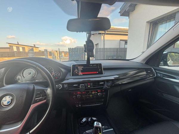 Balts BMW X5 2014 Kretinga, ar dzinēja tilpumu 2.98 L un nobraukumu 312 tūkst. km par 11500 €, foto 4 vietnē AUTOMOTO.COM.LV