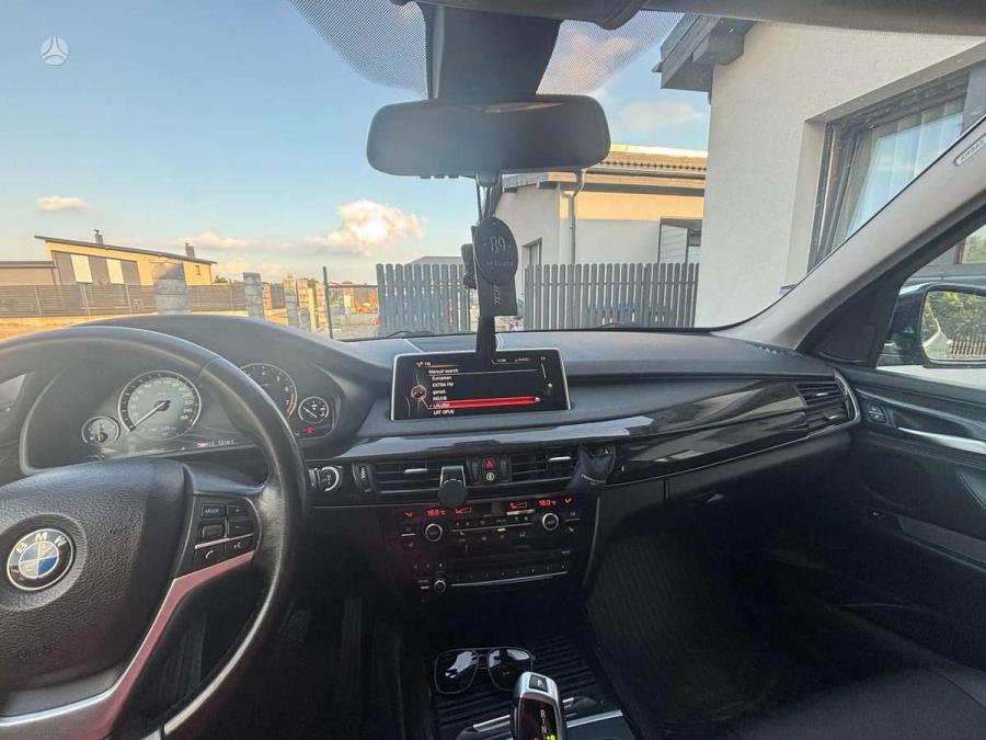 Balts BMW X5 2014 Kretinga, ar dzinēja tilpumu 2.98 L un nobraukumu 312 tūkst. km par 11500 €, foto 5 vietnē AUTOMOTO.COM.LV