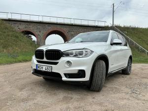 Balts BMW X5 2014 Kretinga, ar dzinēja tilpumu 2.98 L un nobraukumu 312 tūkst. km par 11500 €, foto 9 vietnē AUTOMOTO.COM.LV