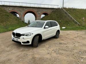 Balts BMW X5 2014 Kretinga, ar dzinēja tilpumu 2.98 L un nobraukumu 312 tūkst. km par 11500 €, foto 12 vietnē AUTOMOTO.COM.LV