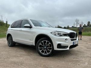 Balts BMW X5 2014 Kretinga, ar dzinēja tilpumu 2.98 L un nobraukumu 312 tūkst. km par 11500 €, foto 13 vietnē AUTOMOTO.COM.LV