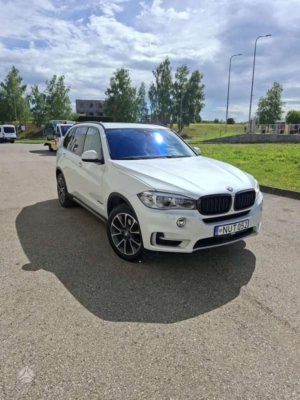 Balts BMW X5 2014 Jonava, ar dzinēja tilpumu 2.00 L un nobraukumu 305 tūkst. km par 15700 €, foto 2 vietnē AUTOMOTO.COM.LV