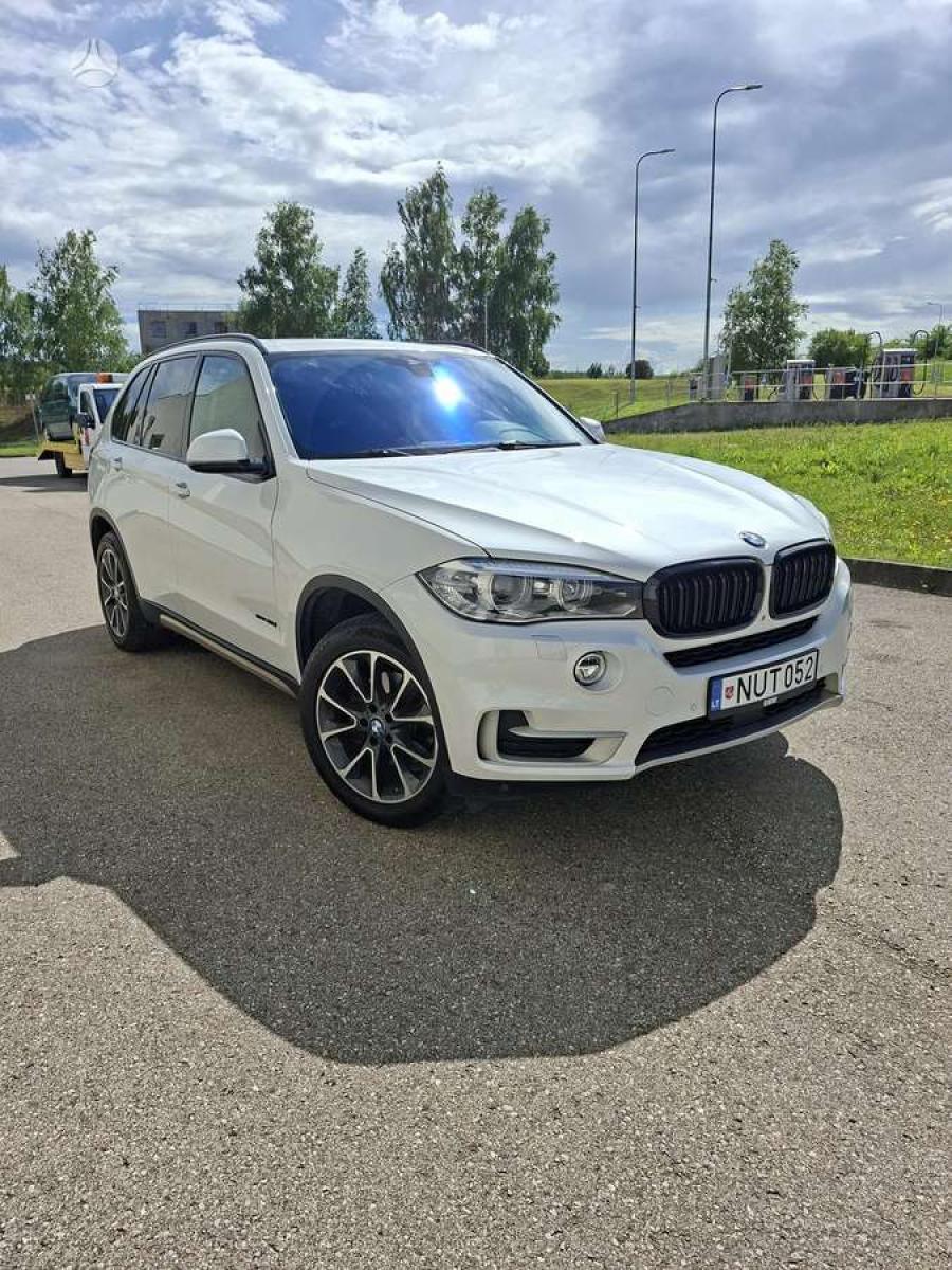 Balts BMW X5 2014 Jonava, ar dzinēja tilpumu 2.00 L un nobraukumu 305 tūkst. km par 15700 €, foto 4 vietnē AUTOMOTO.COM.LV