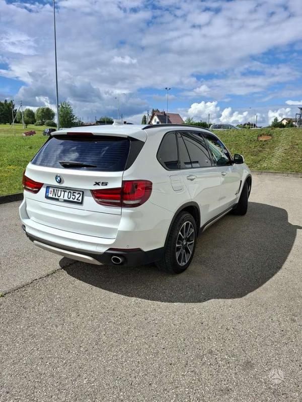Balts BMW X5 2014 Jonava, ar dzinēja tilpumu 2.00 L un nobraukumu 305 tūkst. km par 15700 €, foto 9 vietnē AUTOMOTO.COM.LV