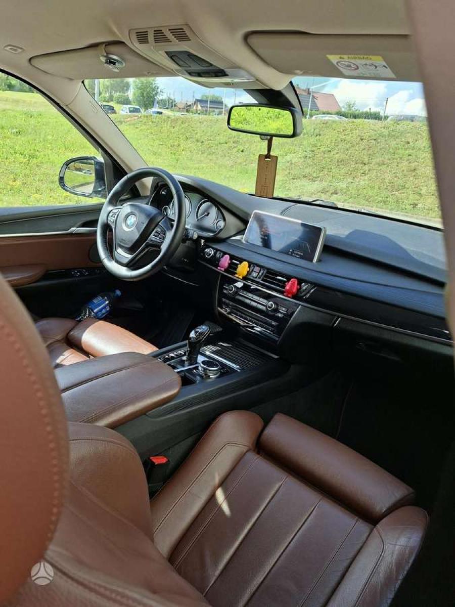 Balts BMW X5 2014 Jonava, ar dzinēja tilpumu 2.00 L un nobraukumu 305 tūkst. km par 15700 €, foto 18 vietnē AUTOMOTO.COM.LV