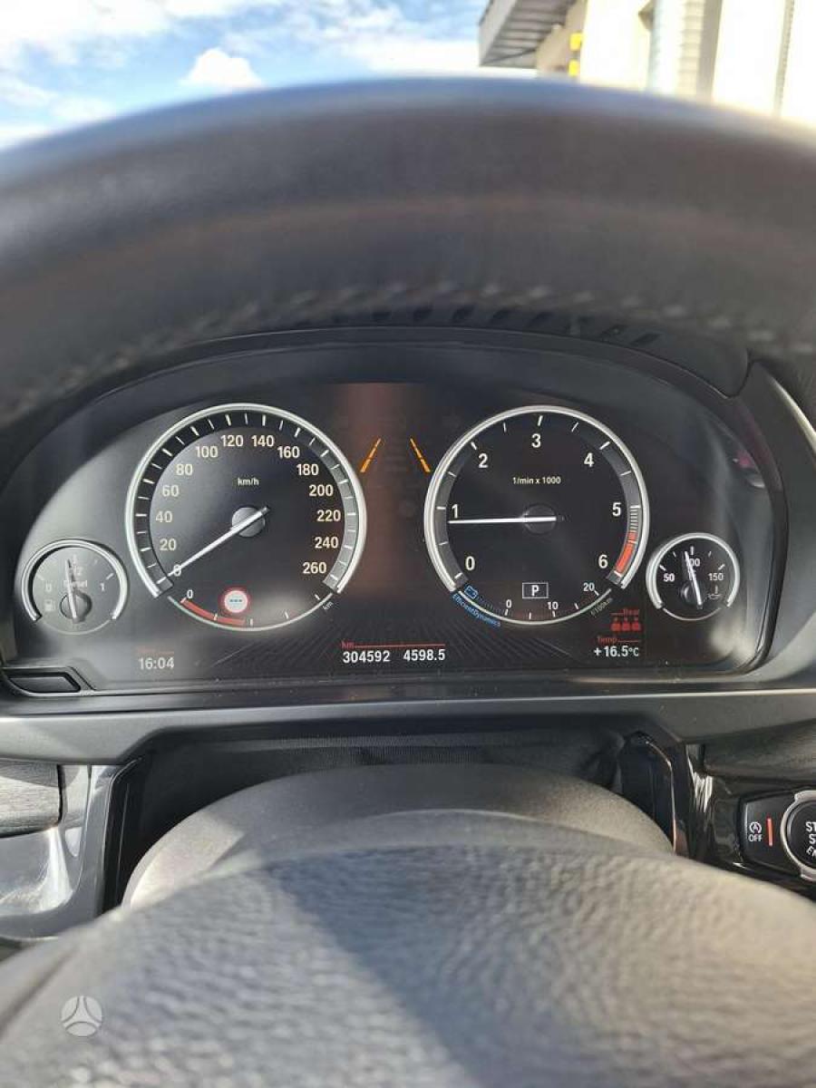 Balts BMW X5 2014 Jonava, ar dzinēja tilpumu 2.00 L un nobraukumu 305 tūkst. km par 15700 €, foto 19 vietnē AUTOMOTO.COM.LV